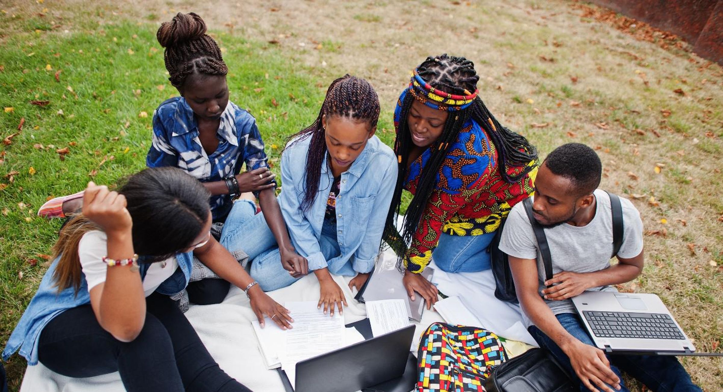 10 Must-Have Apps for University Students in Africa - Afrocritik